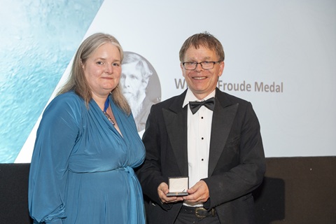 Professor Stephen Turnock awarded William Froude Medal for outstanding ...