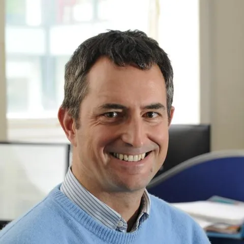 Antibiotics for acute LRTI in older people | University of Southampton