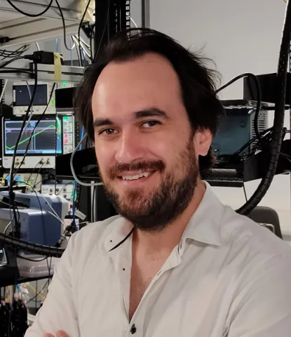 Hybrid Quantum Networks Lab | University of Southampton